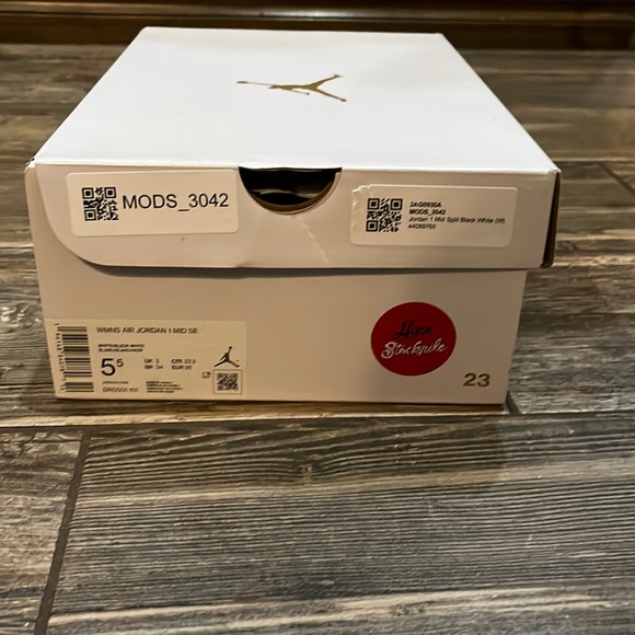 Nike | Shoes | Nike Womens Air Jordan Black And White Splits Perfect ...